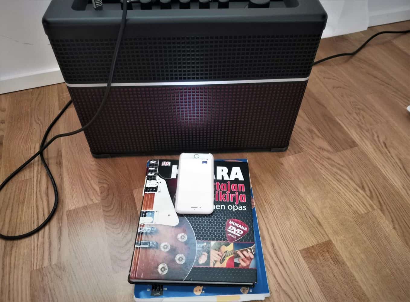 How to Record Guitar Amp Without A Mic - 2 Simple Ways