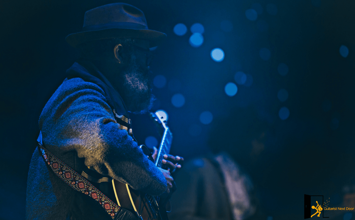 28 Best Blues Riffs and Licks to Learn Today (Tabs)